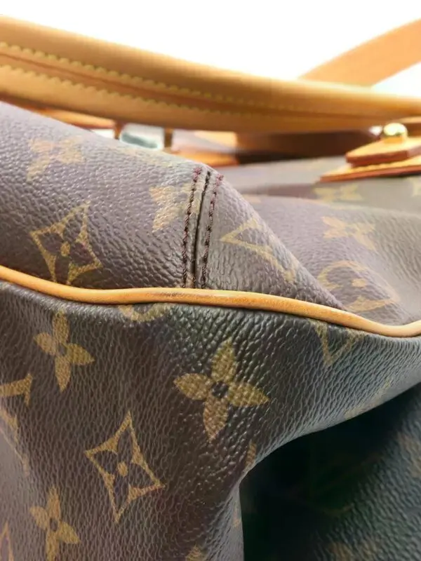 LOUIS VUITTON Monogram Shoulder Bag - Brown