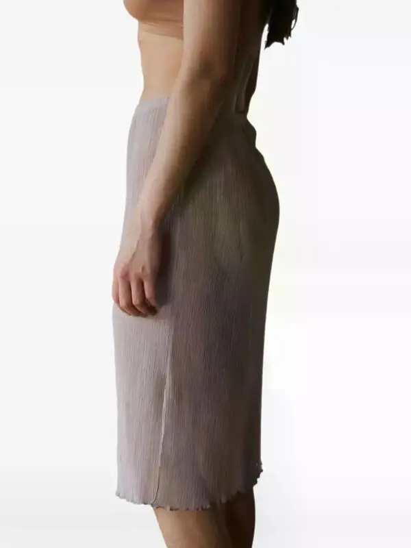 BASERANGE Crinkled Finish Straight Skirt
