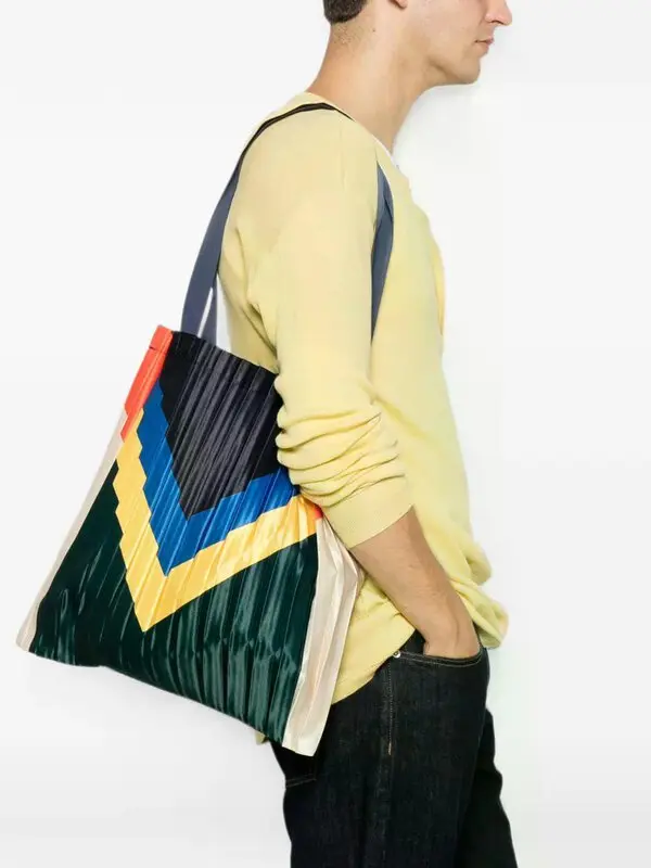 MULTITUDES BAGS Rei Pleated Shoulder Bag