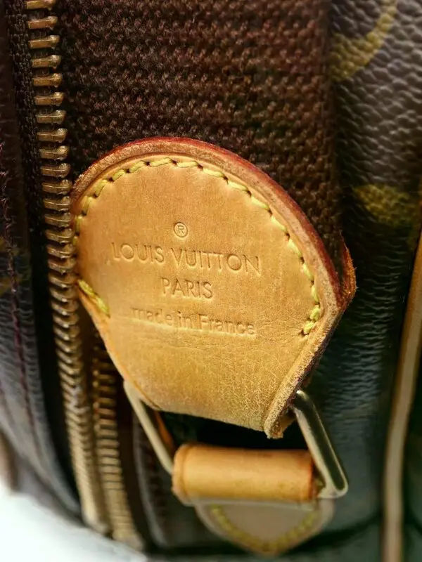 LOUIS VUITTON Reporter Pm Monogram Shoulder Bag