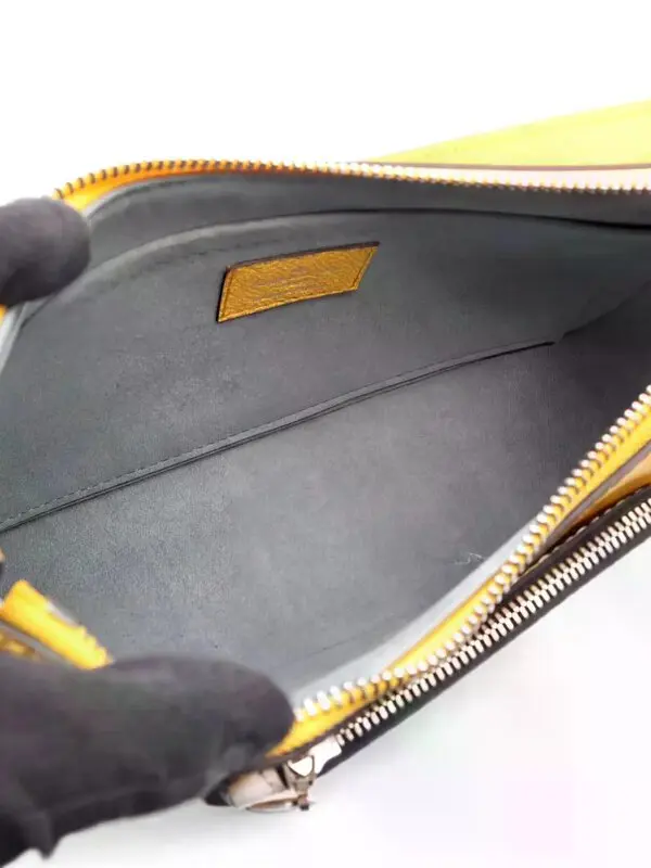 LOUIS VUITTON 2021s Nm Marelle Epi Shoulder Bag