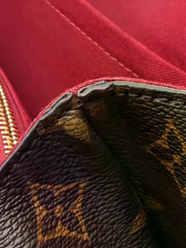 LOUIS VUITTON 2010s Grand Palais Monogram Tote Bag