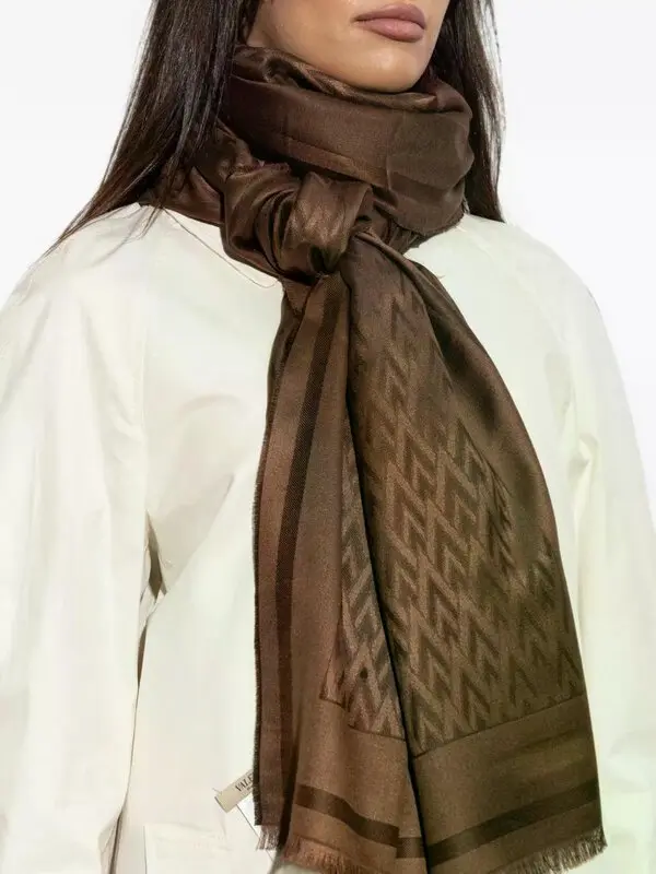 Valentino Garavani Vlogo Jacquard Scarf