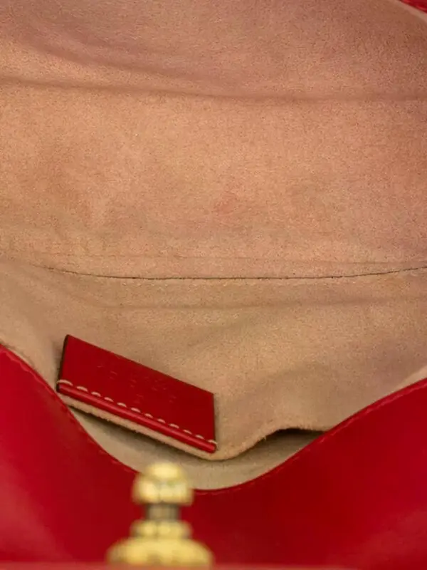 Gucci Small Gg Marmont Matelassé Calfskin Shoulder Bag - Red