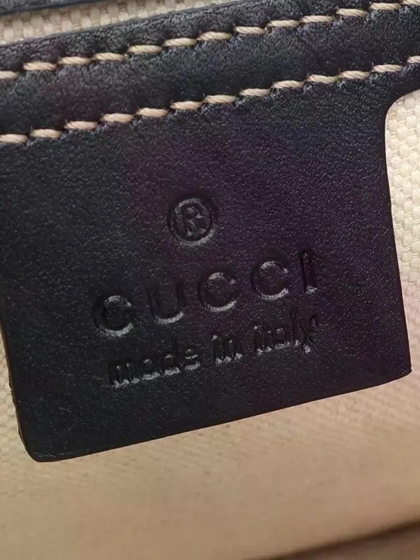 Gucci Gg Supreme Crossbody Bag