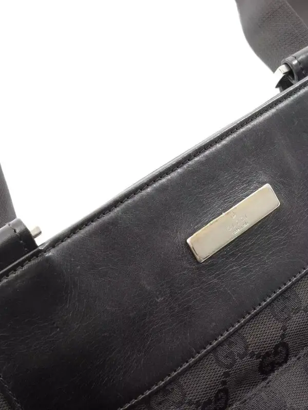 Gucci Gg Canvas Shoulder Bag