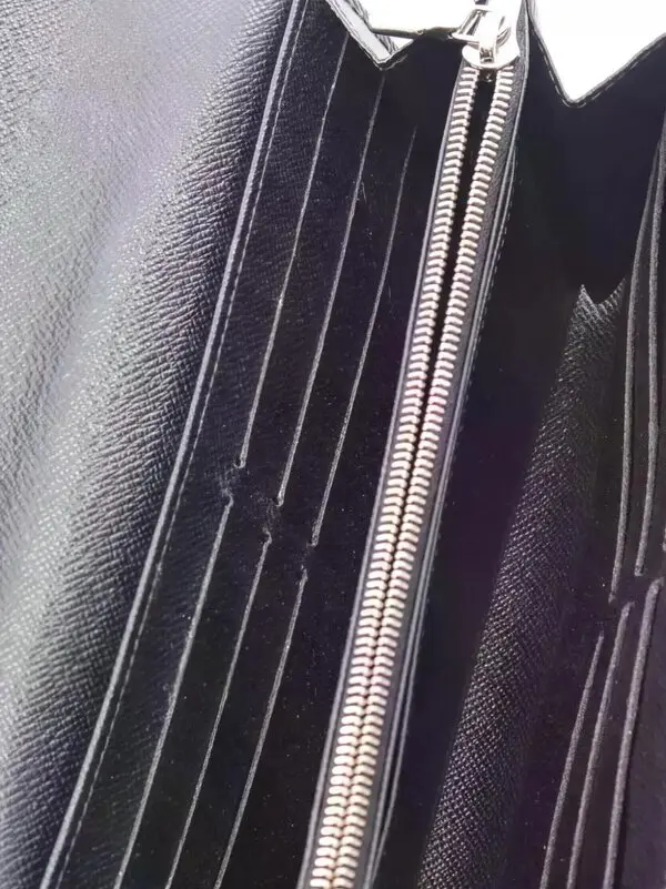 LOUIS VUITTON 2019 Epi Sara Wallet