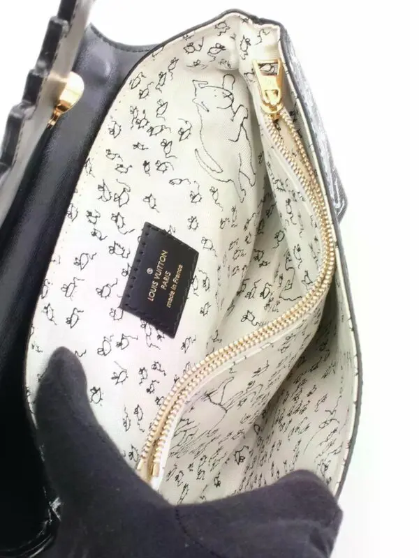 LOUIS VUITTON Catgram Epi Double Chain Shoulder Bag