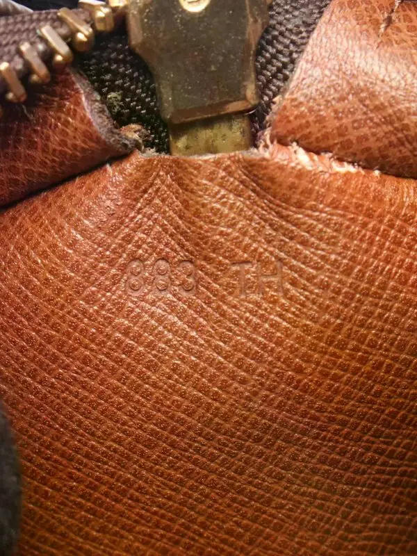 LOUIS VUITTON 1988 30 Papillon Monogram Holdall Bag