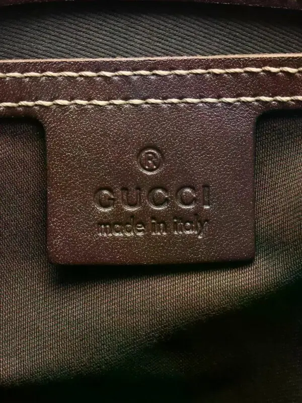 Gucci 2000s Gg Supreme Messenger Bag