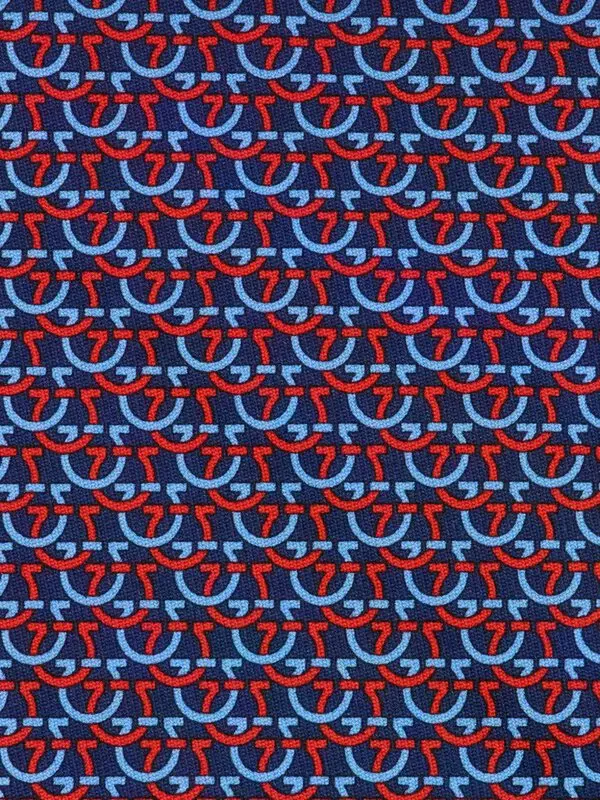 FERRAGAMO Gancini Links Print Silk Tie