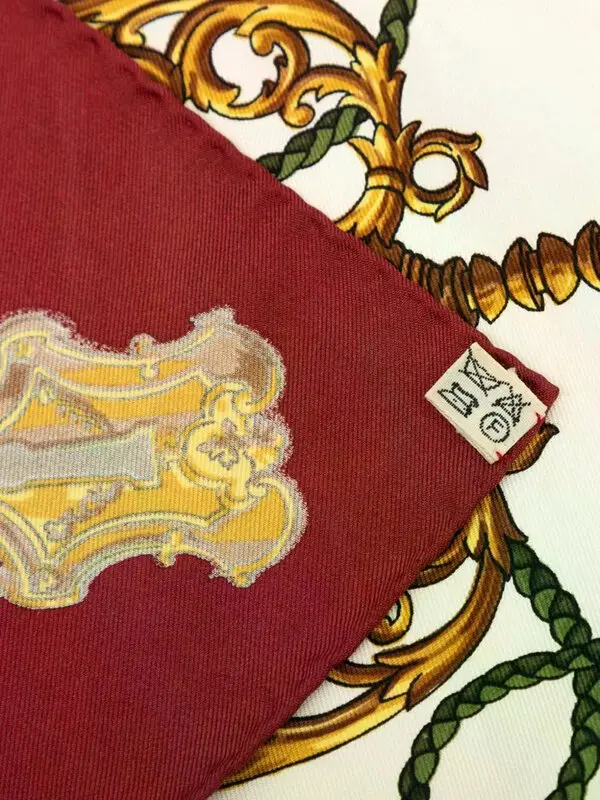 Hermès 1980-2000 Les Cles Silk Scarf 90 Scarves