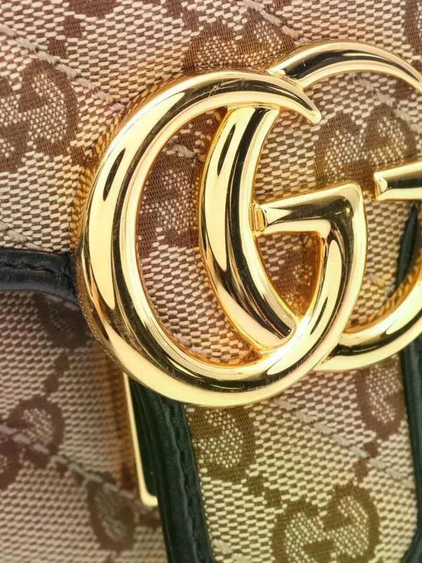 Gucci Gg Marmont Matelassé Diagonal Shoulder Bag - Neutrals