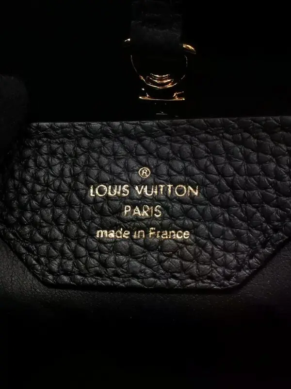 LOUIS VUITTON 2013-2025 Taurillon Capucines Mm Satchel