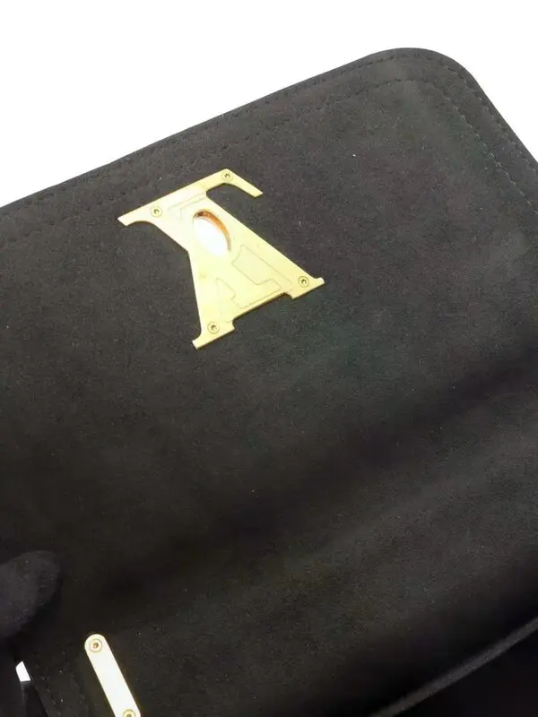 LOUIS VUITTON Lockme Chain Shoulder Bag