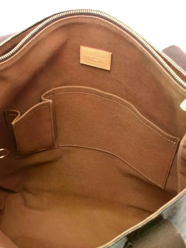 LOUIS VUITTON Beaubourg Tote Bag