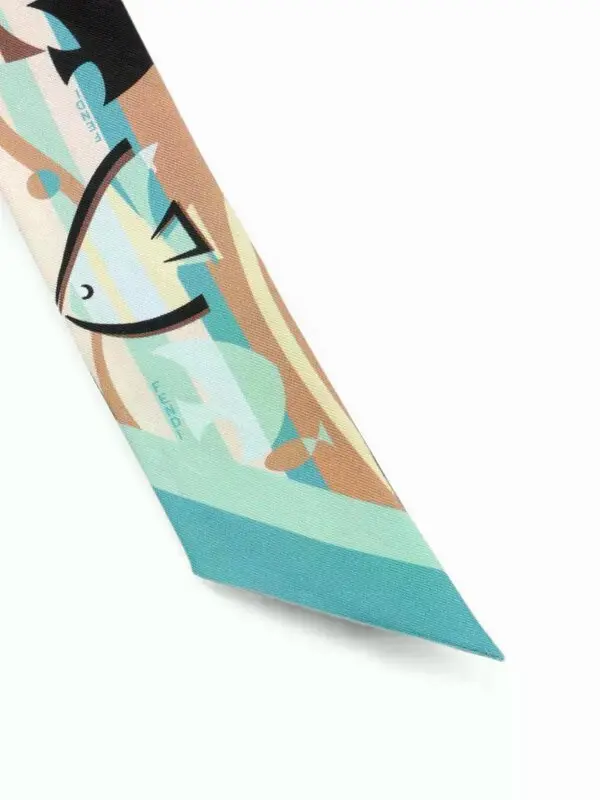 Fendi Wrappy Fish-print Silk Scarf