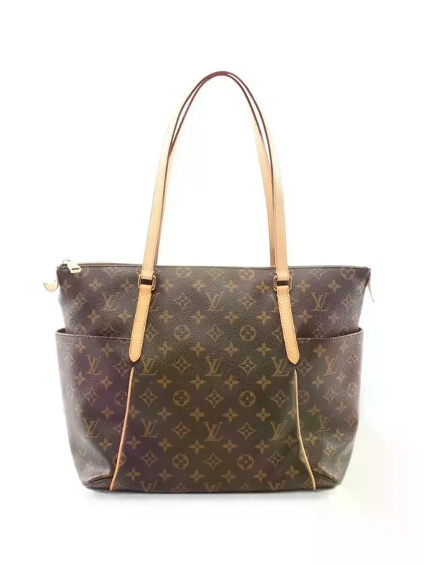 LOUIS VUITTON Monogram Canvas Shoulder Bag