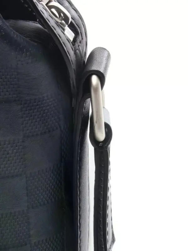 LOUIS VUITTON Damier Infini Discovery Messenger Bag - Blue