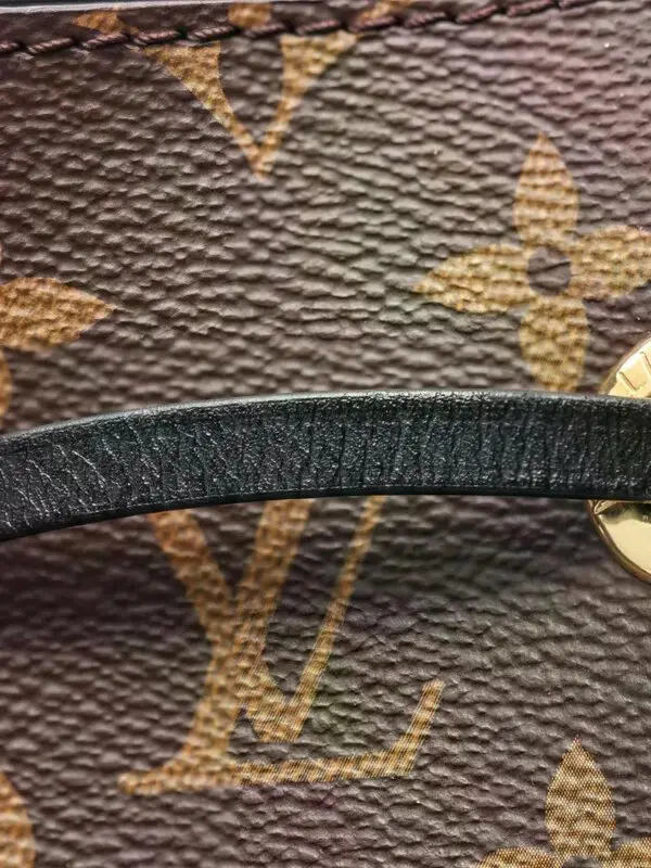 LOUIS VUITTON 2020 Mm Néonoé Monogram Leather Bucket Bag - Brown