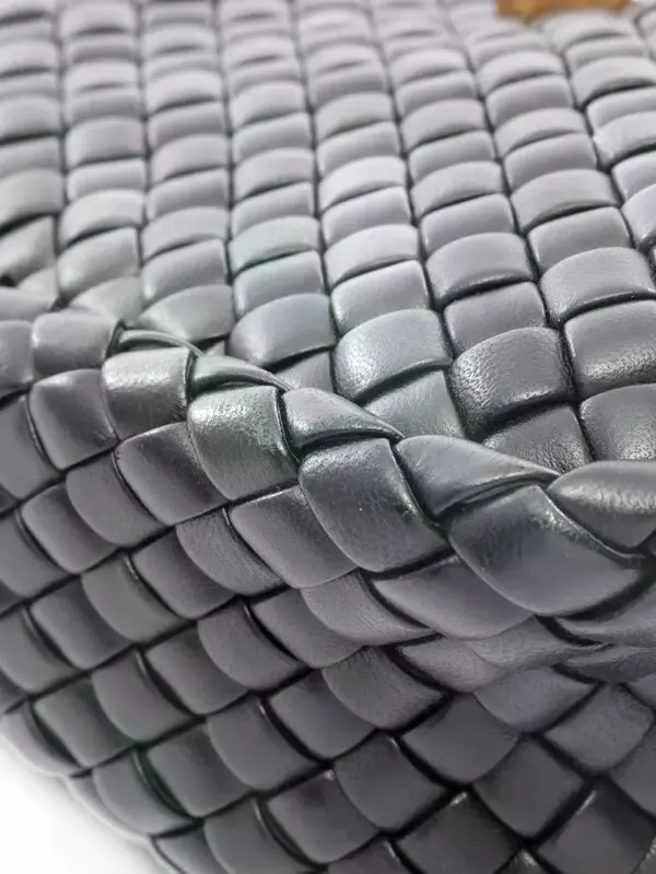 Bottega Veneta Intrecciato Cobble Shoulder Bag - Black