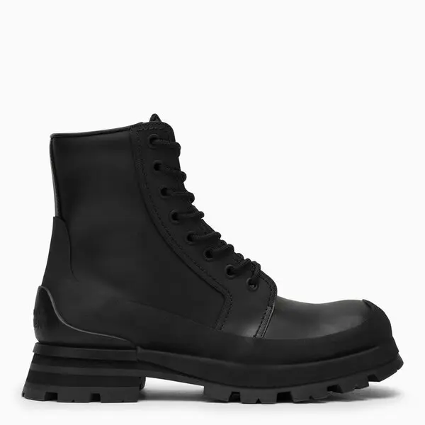 Alexander McQueen Wander Leather Lace-up Boots