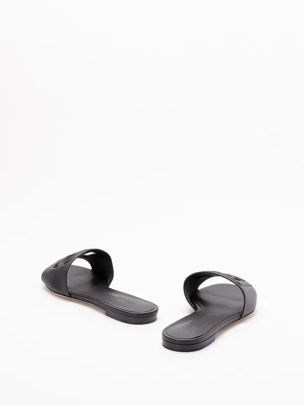 Dolce & Gabbana Sliders With `dg` Logo