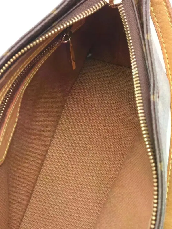 LOUIS VUITTON Monogram Trotteton Shoulder Bag