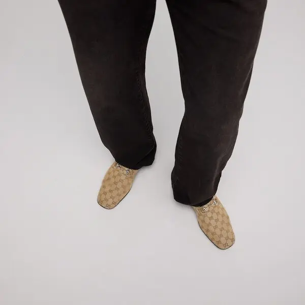 Gucci Gg Canvas Square Toe Loafers - Beige