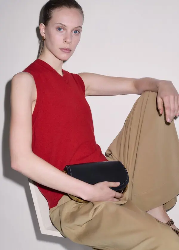ME+EM V-neck Relaxed Knit Tank - Ruby Red Melange