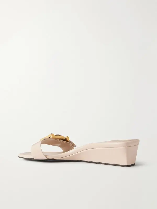 Khaite Manhattan Buckled Leather Wedge Sandals - Neutrals