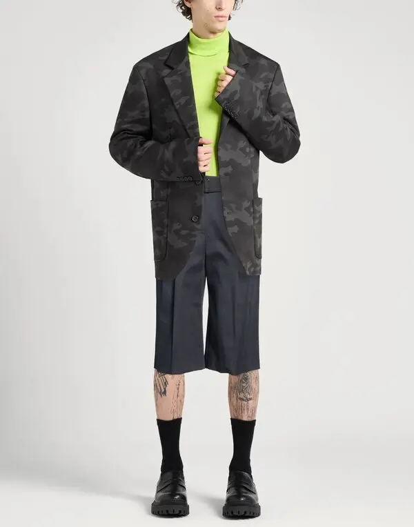 LOW CLASSIC Shorts & Bermuda Shorts Size Cotton, Polyester