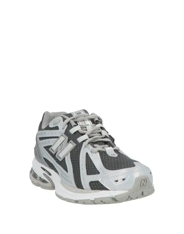 NEW BALANCE 1906 Sneakers - Grey