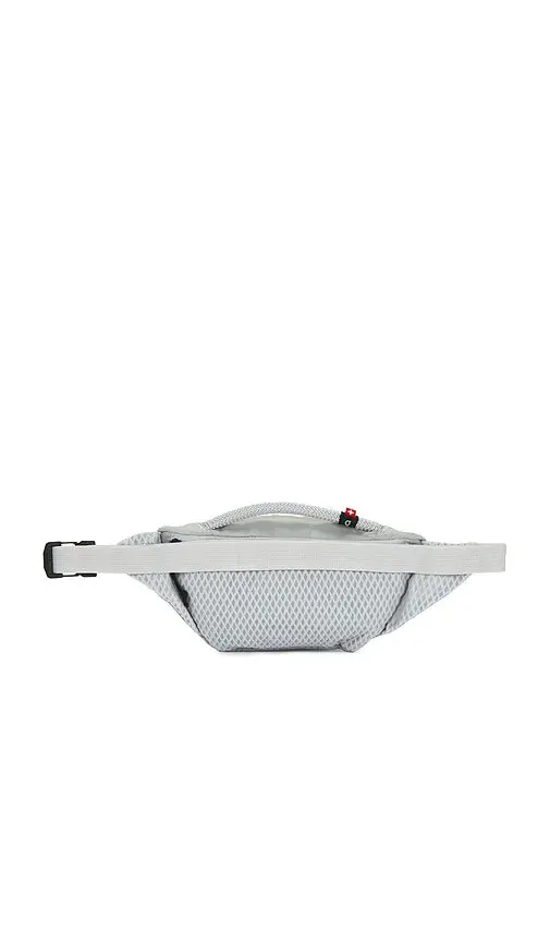 On Waist Pack 2l Lite In White
