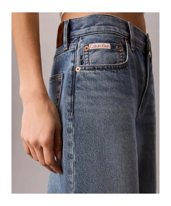 Calvin Klein Cropped Barrel Jeans