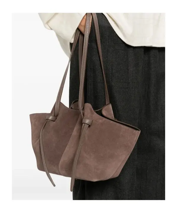 Yuzefi Mochi' Tote Bag