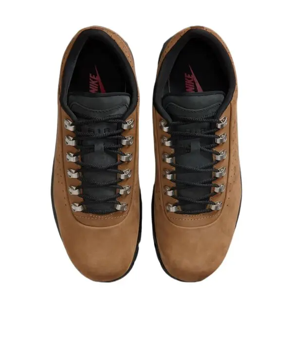 Nike Max Goadome Low Lace-up Sneakers