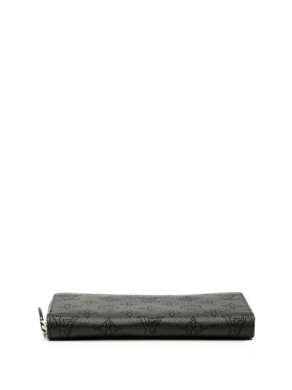 LOUIS VUITTON 2021-2026 Monogram Mahina Zippy Wallet Long Wallets - Black