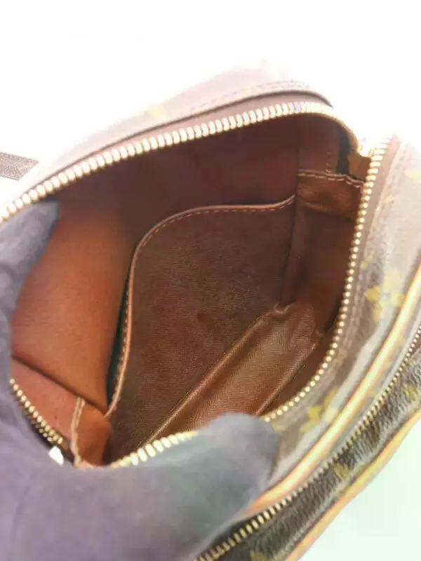 LOUIS VUITTON 2002 Monogram Amazone Crossbody Bag