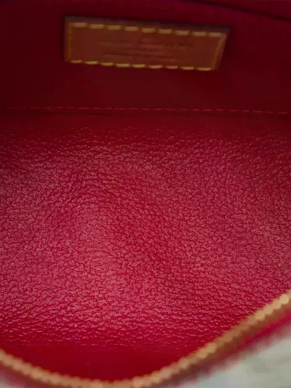 LOUIS VUITTON 2013 Monogram Vernis Cosmetic Pouch - Red