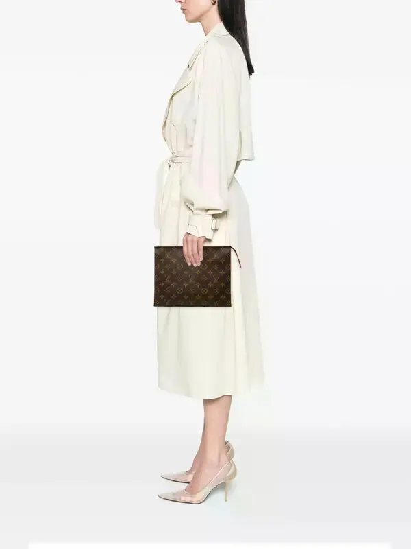 LOUIS VUITTON Monogram Toiletry Pouch 26 Clutch Bag - Brown