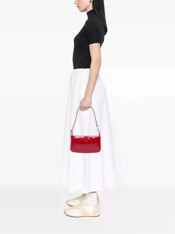LOUIS VUITTON Monogram Vernis Pochette Accessoires Shoulder Bag - Red