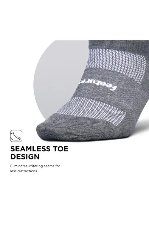 FEETURES High Performance Ultra Light Cushion Ankle Socks With Heel Tab - Ash Gray