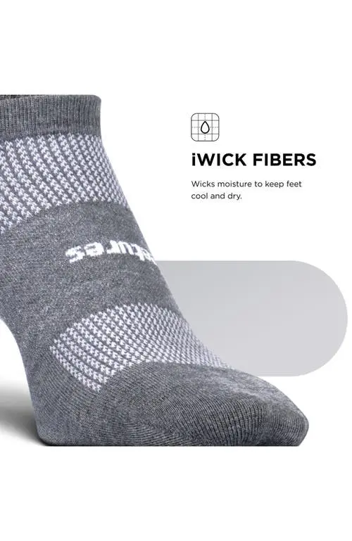 FEETURES High Performance Ultra Light Cushion Ankle Socks With Heel Tab - Ash Gray