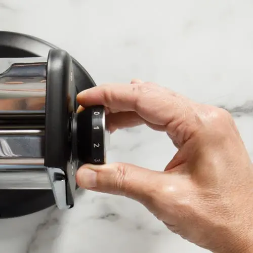 CALPHALON Aero Manual Pasta Maker With Spaghetti And Fettuccini Rollers