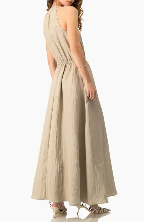 IVONNE Sleeveless Crinkle Halter Maxi Dress