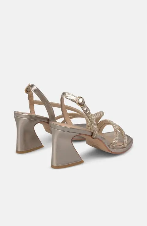 ALMA EN PENA Metallic Tubular Sandal
