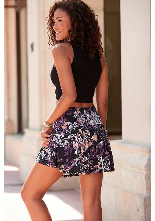 LASCANA Floral Print Skort