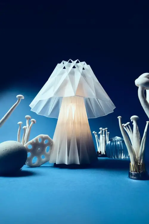 WOOJ DESIGN Prisma Lamp