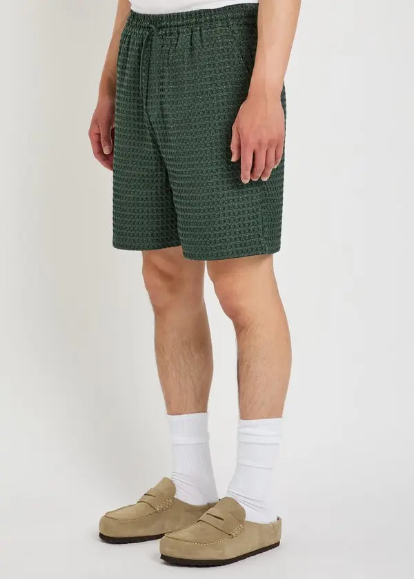 LES DEUX Checked Seersucker Shorts